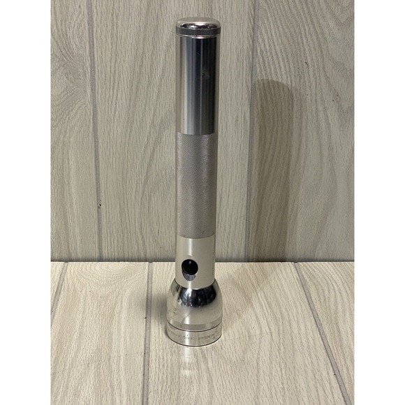 Mag-Lite | Other | Maglite 2 Inch 3 D Cell Silver Metal Flashlight ...